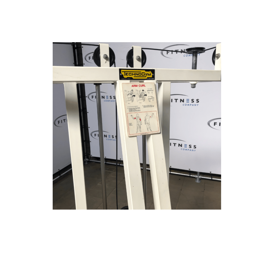 Technogym - Isotonic - Bicep Curl - Fitness Loods